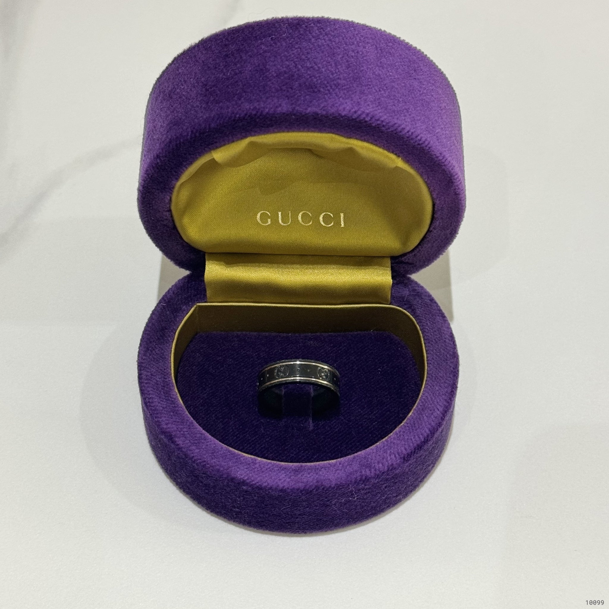 GUCCI ICON THIN BAND IN WHITE GOLD